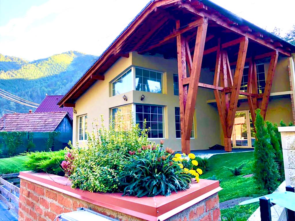 Home - Pensiunea Sugag